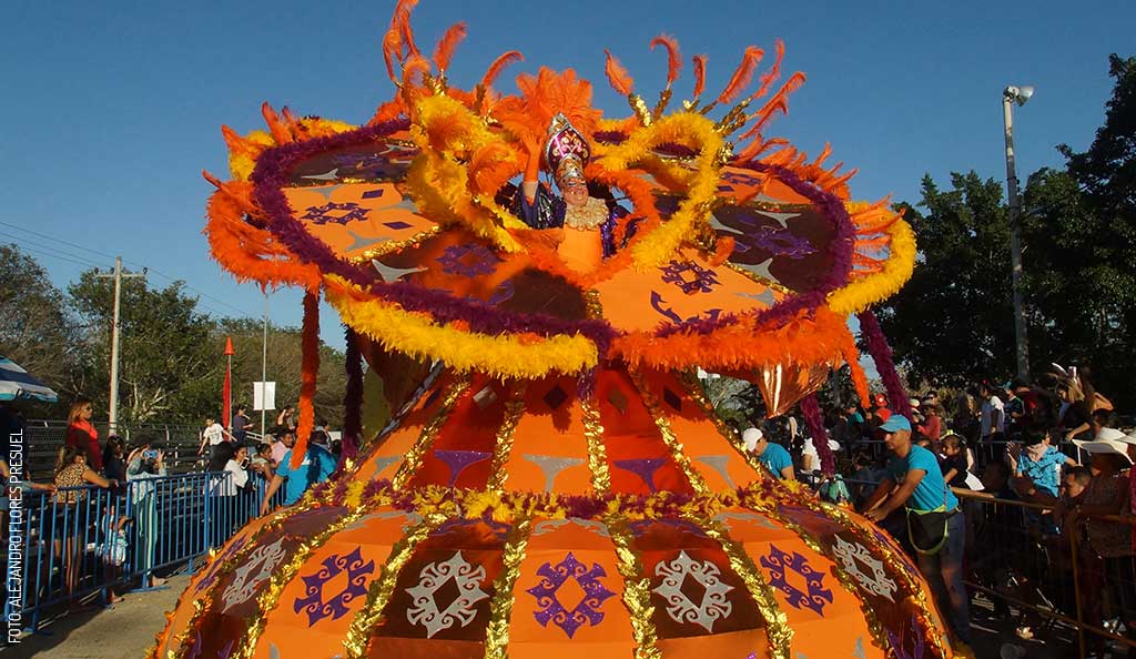 Jacarandoso: un ícono del carnaval de Mérida